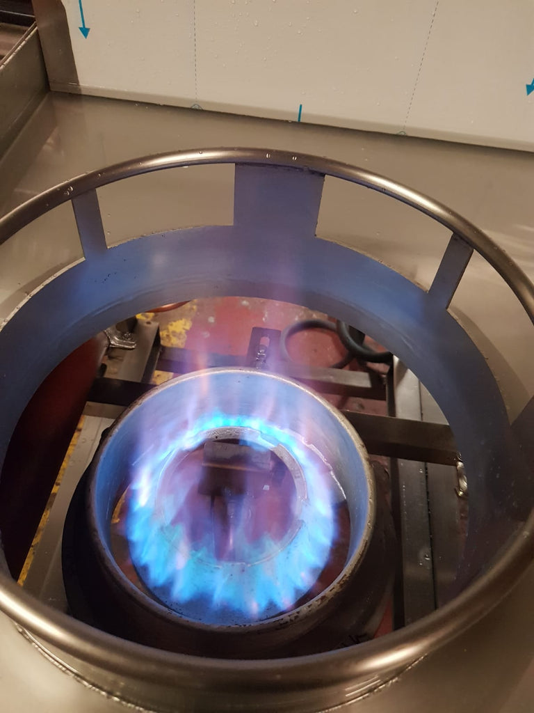 COMMERCIAL CHINESE COOKER 3 BURNER. | Euro Catering UK Ltd